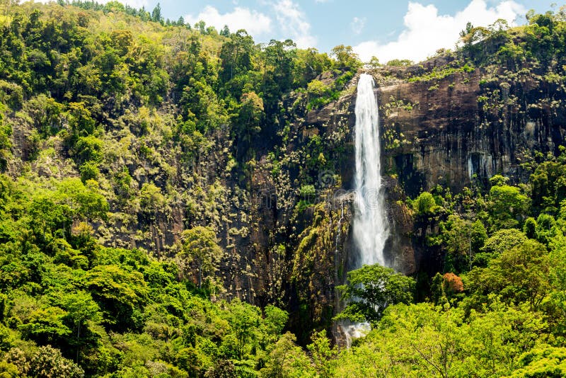 Bambarakanda Ella, the Tallest Waterfall Stock Photo - Image of asian ...