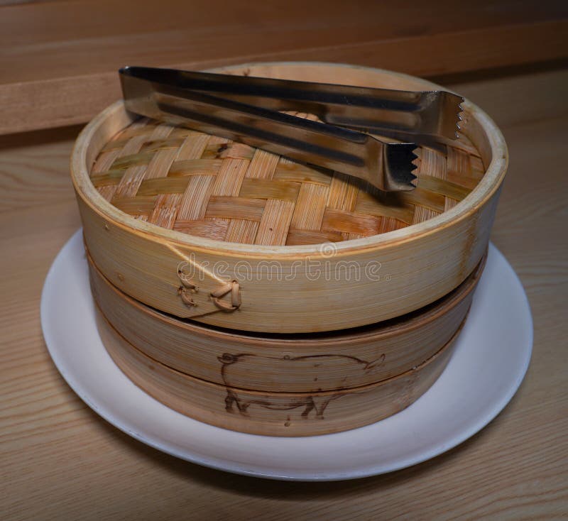 Bamboo Steamer in Asian Restaurant Stock Image - Image of pork, steam ...