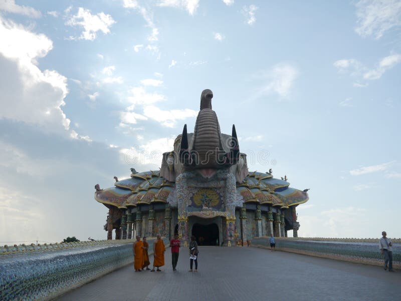 Ban-Rai Wat editorial photography. Image of engineering - 66643492