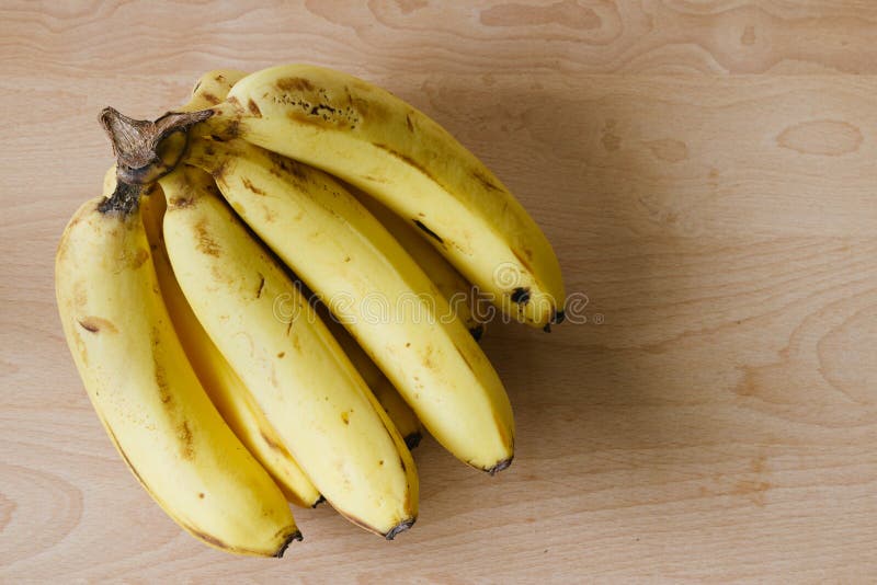 Banan arkivfoto. Bild av tropiskt, friskhet, banan, frukt - 50174292