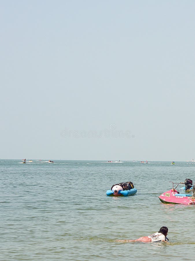 Banana boat editorial stock photo. Image of natural, ocean - 54806243