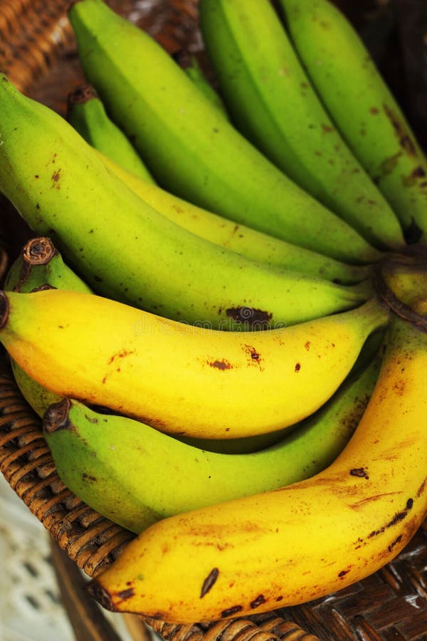 Bananer fotografering för bildbyråer. Bild av moget, näring - 32802679