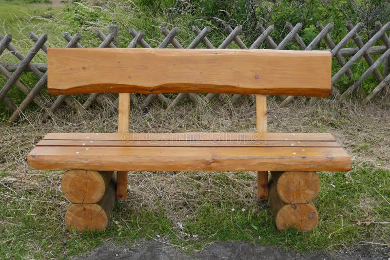 Banc en bois, rustique photo stock. Image du maison, wooden - 95211994