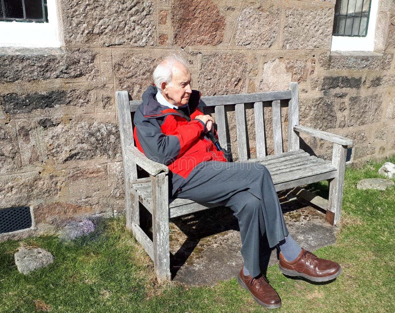 Banchory, UK, April 9th 2025, Senior Elderly Man Resting Alone Outdoors ...