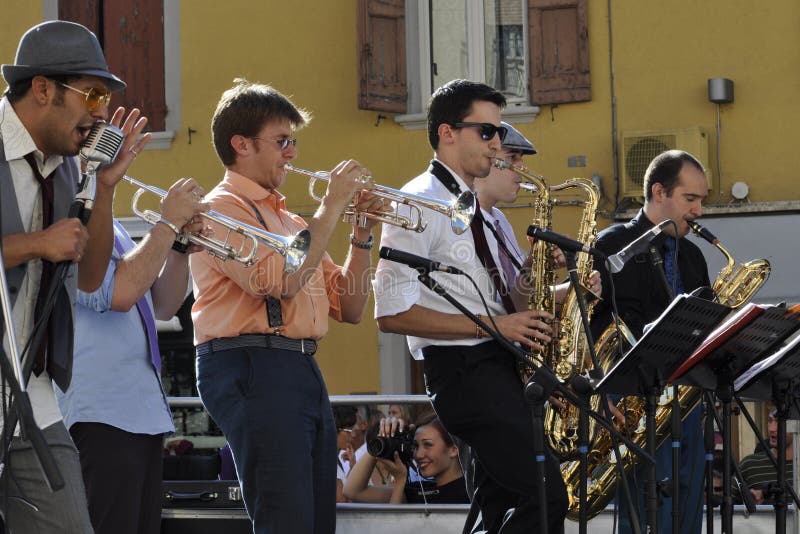 A band that plays the soul editorial photo. Image of instruments - 20591956