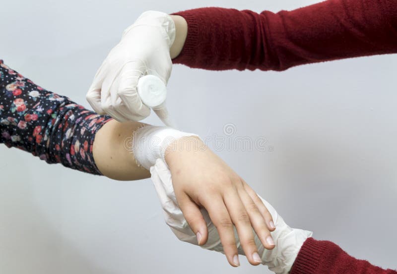 Bandage techniques stock image. Image of medical, health - 40761317