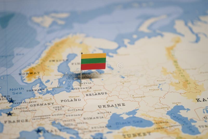 A Bandeira De Lithuania No Mapa Do Mundo Imagem de Stock - Imagem de ...