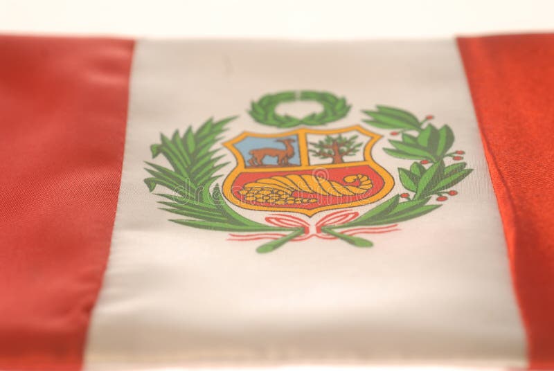 Bandeira Do Peru Sobre Fundo Branco Bandeira Peruana Foto de Stock ...