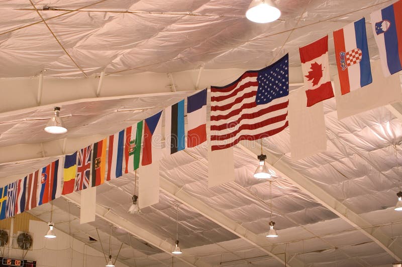 Bandeiras no teto imagem de stock. Imagem de feixes, cores - 7921