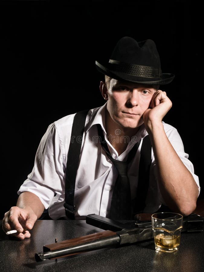 Comme Un Bandit De Chicago En Noir Et Blanc Image stock - Image du noir ...