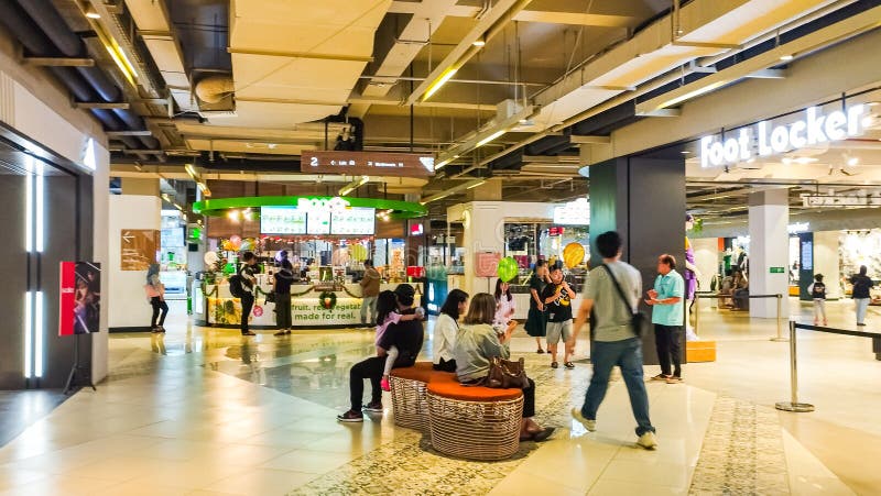 Bandung, 18 December 2023- Paskal Hyper Square Mall in Bandung ...