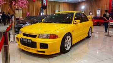 Yellow Mitsubishi Lancer Evolution III GSR Displayed in JDM Fest 2024 ...
