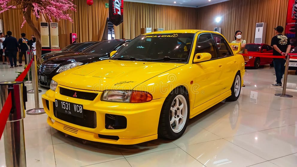 Yellow Mitsubishi Lancer Evolution III GSR Displayed in JDM Fest 2024 ...