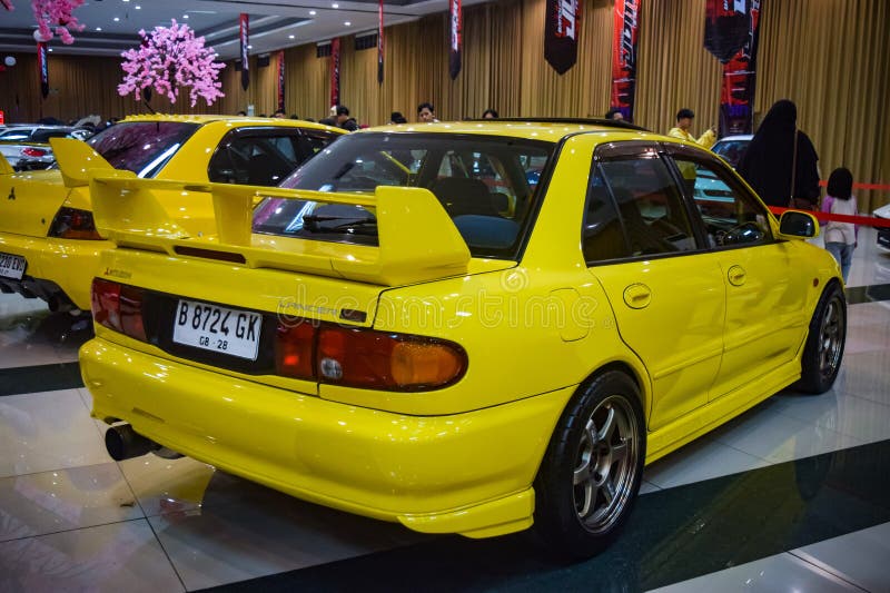 Yellow Mitsubishi Lancer Evolution III GSR Displayed in JDM Fest 2024 ...