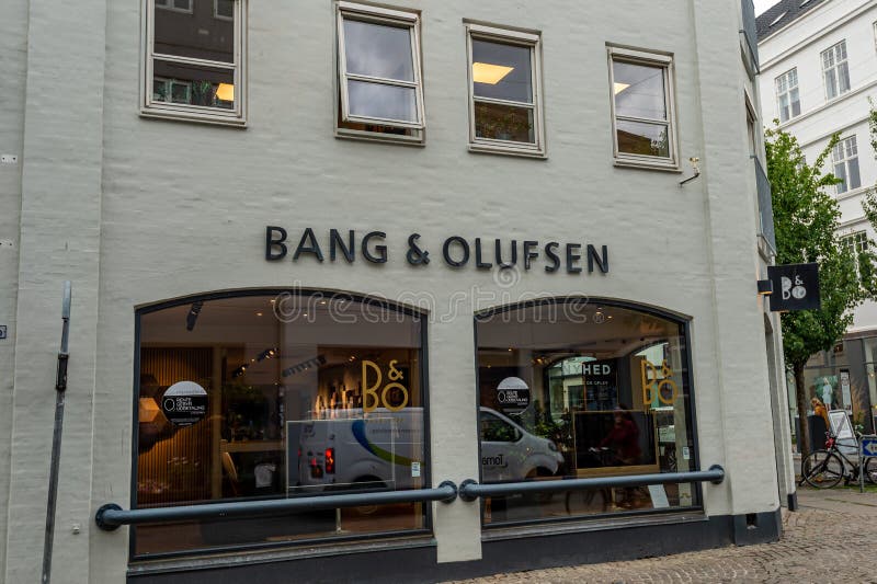 End Audio Devices Stock Photos - Free & Royalty-Free Stock Photos from ...