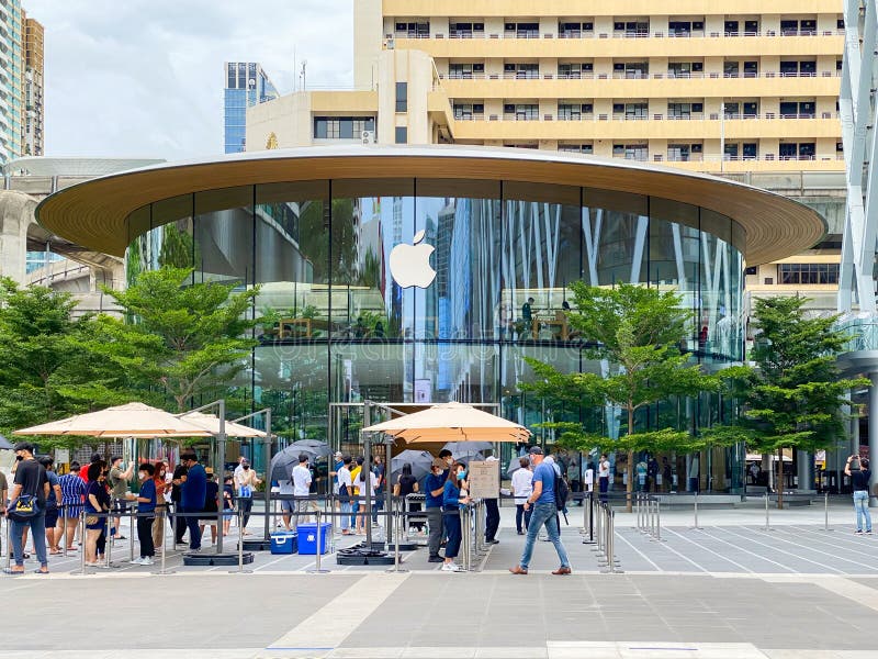 Apple Store 2nd Apple Flagship Store in Thailand Editorial Stock Image - Image of building ...