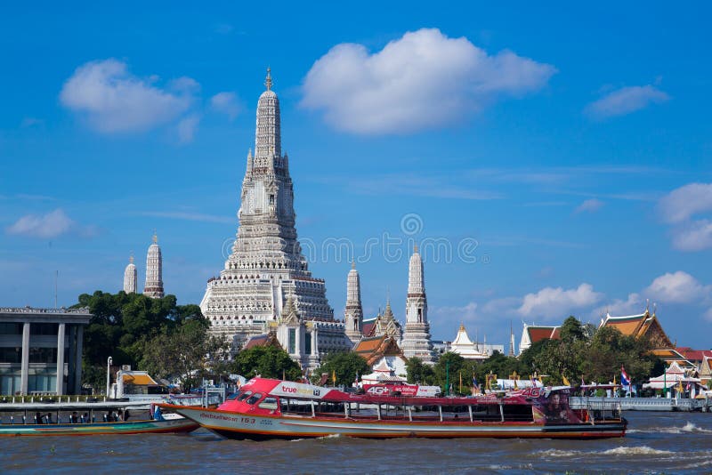 Bangkok Capital of Tailandi Editorial Photo - Image of asian, road ...