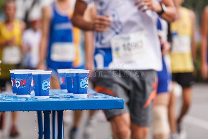 BANGKOK, THAILAND - NOVEMBER 17 : Unidentified Runner Catching U ...