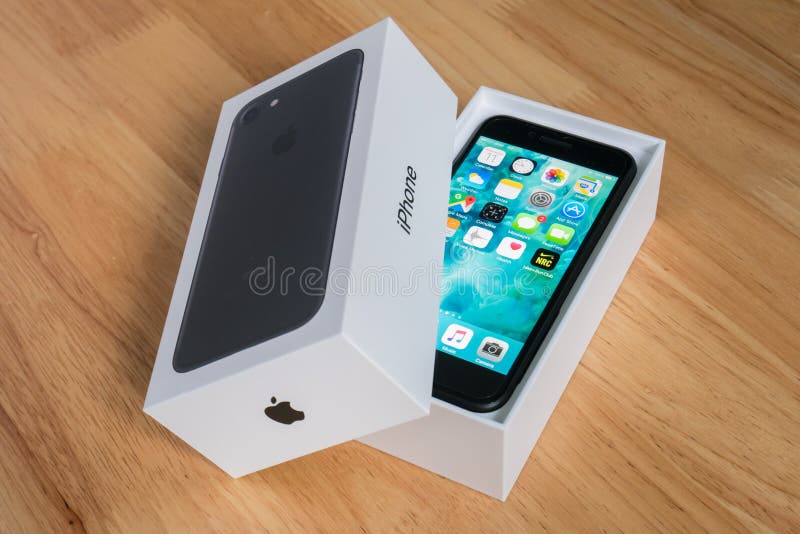 Apple IPhone 7 in the Box Package. Editorial Stock Photo - Image of ...