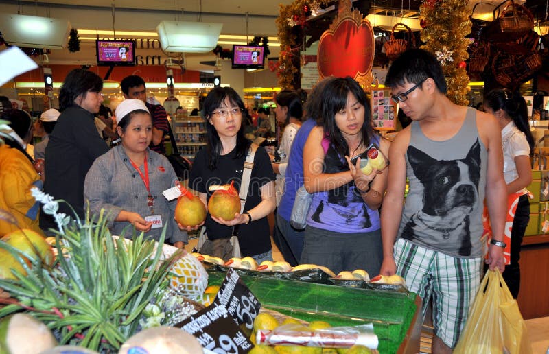 Bangkok, Thailand: Shoppers in Supermarket Editorial Photo - Image of ...