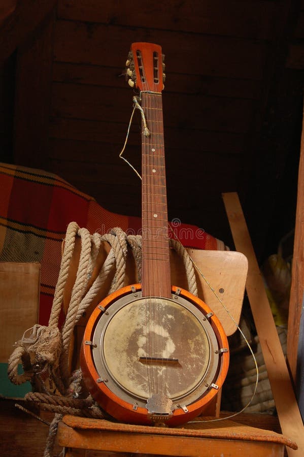 Banjo viejo foto de archivo. Imagen de asqueroso, antigüedad - 4031144
