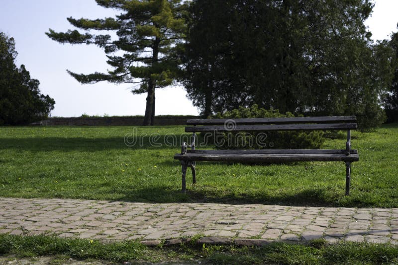 Bank Im Park Am Sonnenuntergang Stockbild - Bild von sonnenuntergang ...