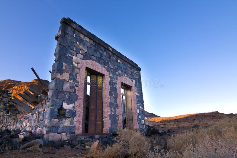 193 Bank Crumbling Stock Photos - Free & Royalty-Free Stock Photos from ...