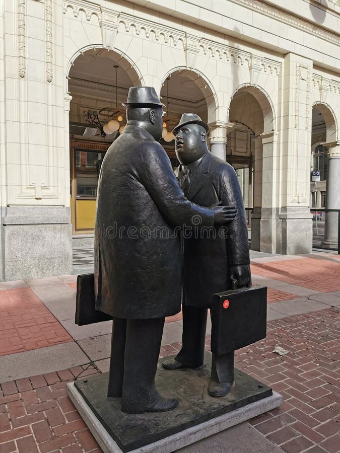 Conversation Statue, Calgary Editorial Photo - Image of canada, buskers ...