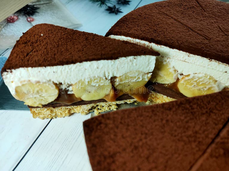 Banoffee Cake in Bakery Shop Stock Image - Image of snack, torte: 222663793