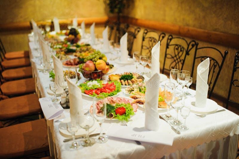 Banquet Wedding Table Setting on Evening Reception Stock Image - Image ...