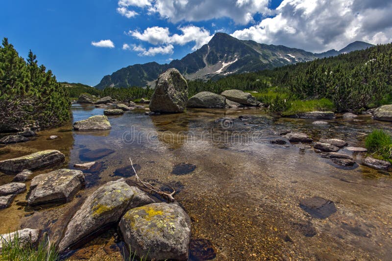 Banski Lakes, Pirin Mountain Stock Photo - Image of bulgaria, chalet ...