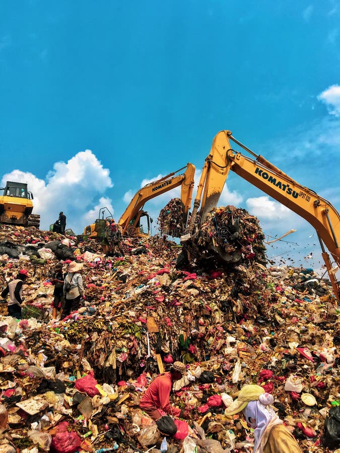 Bantar Gebang stock photo. Image of garbage, landfill - 163440538