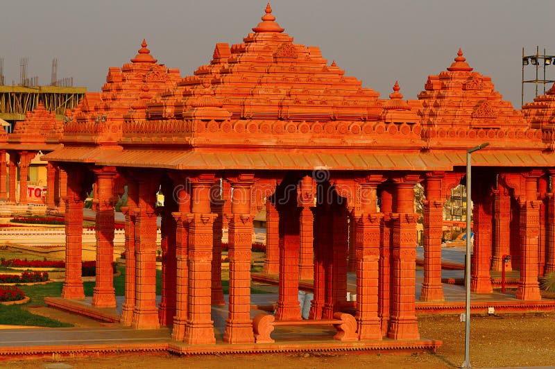 BAPS Shri Swaminarayan Mandir Pune Stock Photo - Image of architecture ...