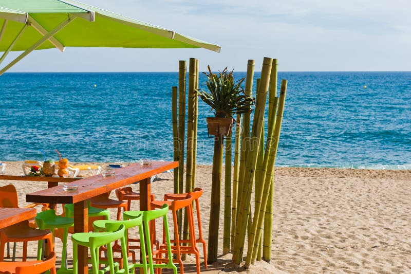 Bar auf dem Strand stockfoto. Bild von cocktail, strand - 46585804