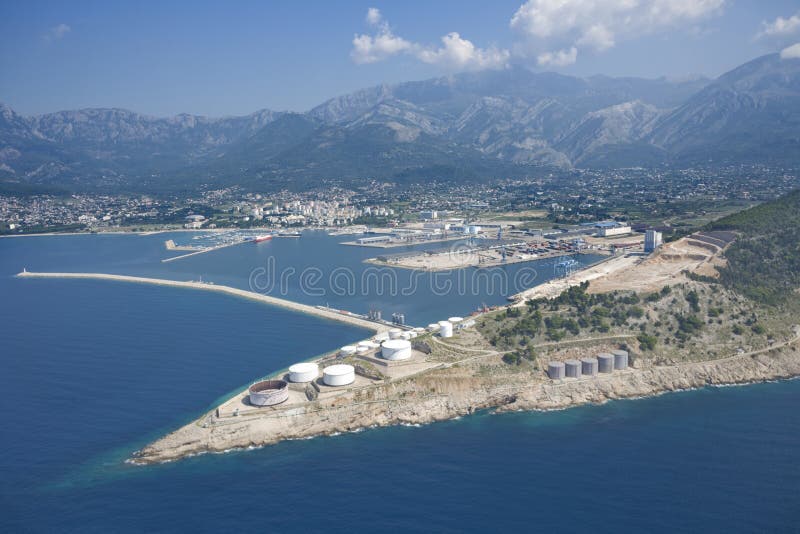 Bar, Montenegro stock foto. Image of midden, montenegro - 32077988