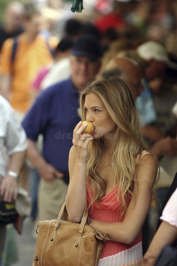 Bar Refaeli editorial stock image. Image of fashion, refaeli - 6878074