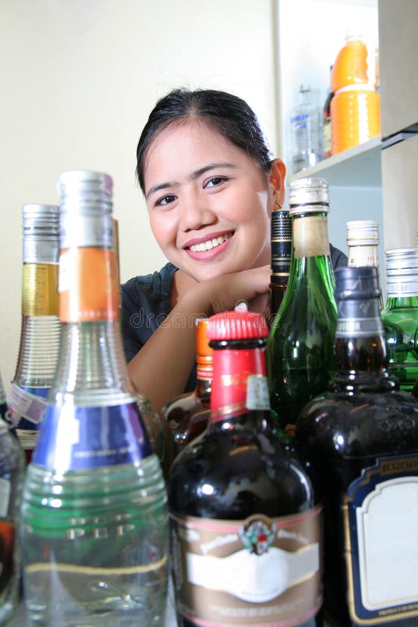 Bartender Picture. Image: 19080830