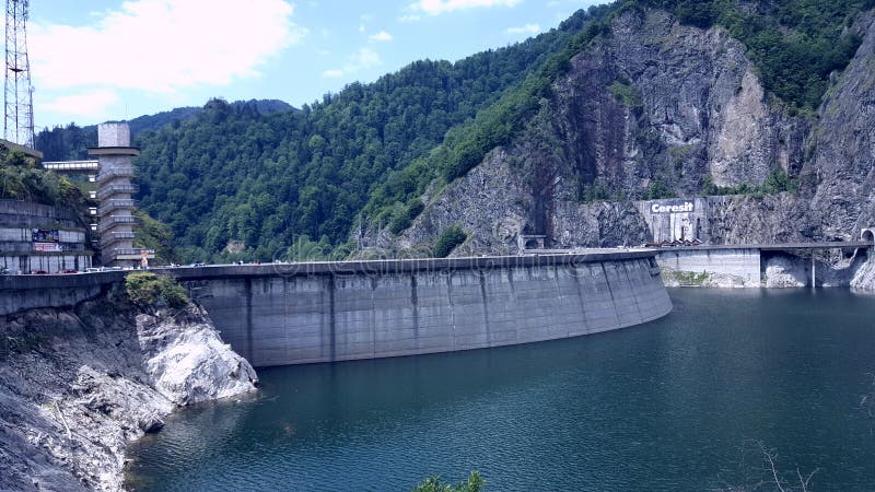 Barajul Vidaru editorial photography. Image of barajul - 96511577