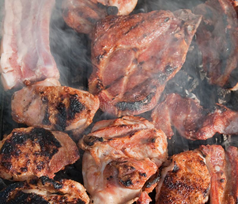 Barbecue image stock. Image du gros, cuisine, dîner, barbecue - 22067643