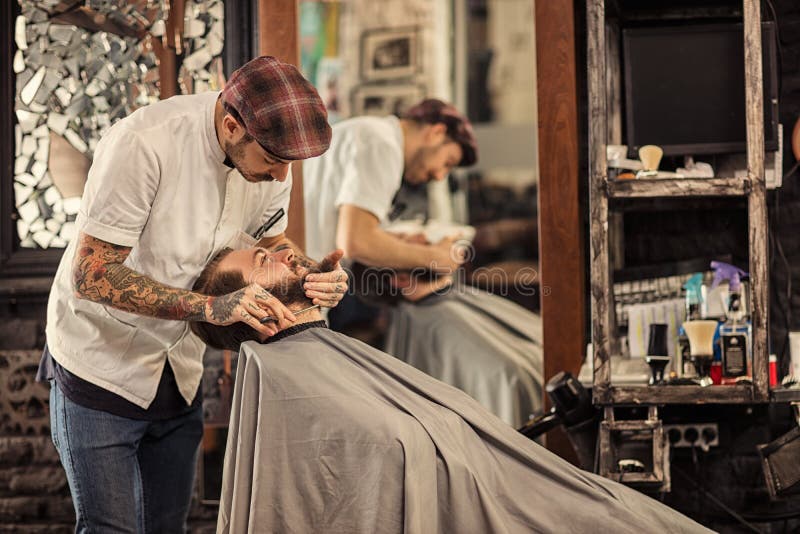 Barber with razor stock image. Image of hairdresser - 125026901