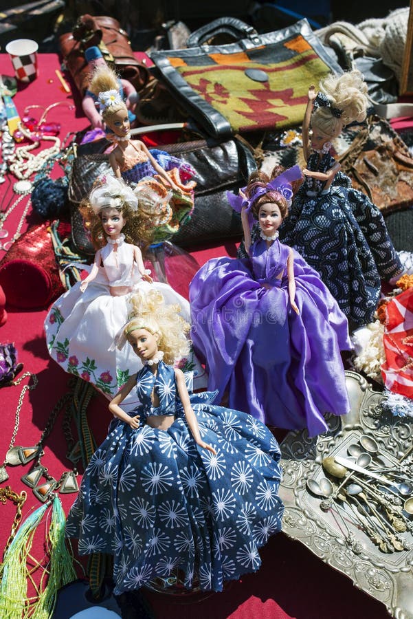 Barbie Dolls, Bags and Objects in a Flea Market in Istanbul Editorial ...
