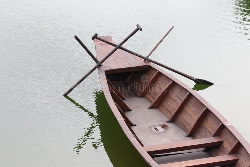 Barca di sampan dalla cima immagine stock. Immagine di barca - 36871315