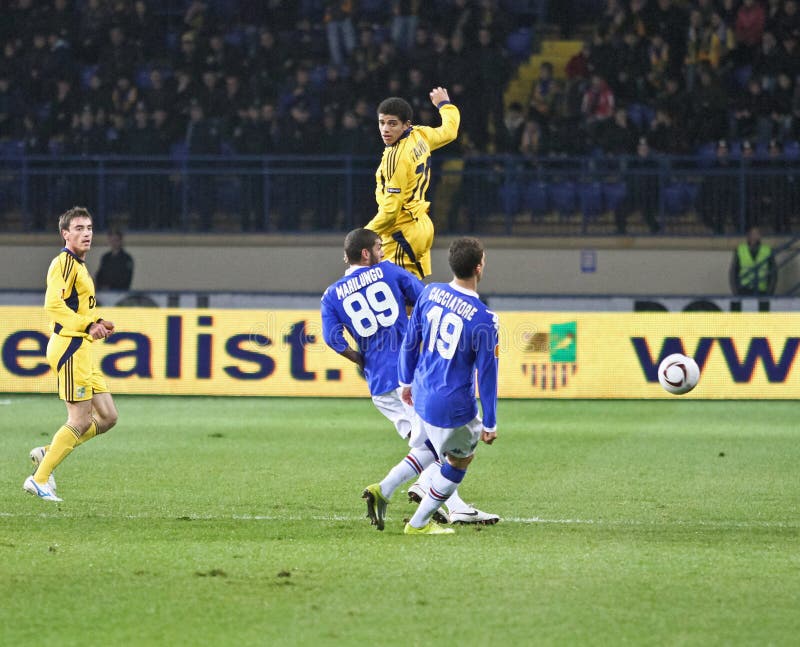 Barcellos Freda Tyson editorial photo. Image of ball - 16687351