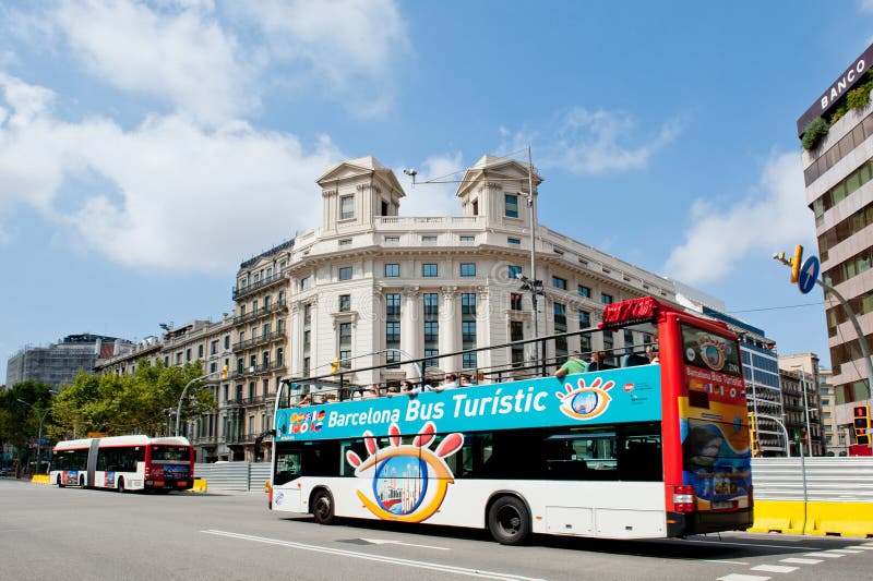 Barcelona Bus editorial stock photo. Image of familywindow - 30543153