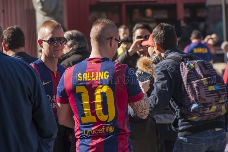 Barcelona Fans editorial photography. Image of club, barcelona - 69205687