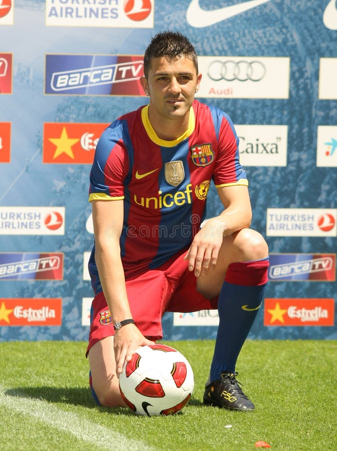 Barcelona S New Signing David Villa Editorial Stock Photo - Image of ...