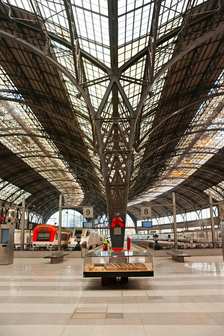 32,009 Train Station Structure Stock Photos - Free & Royalty-Free Stock ...