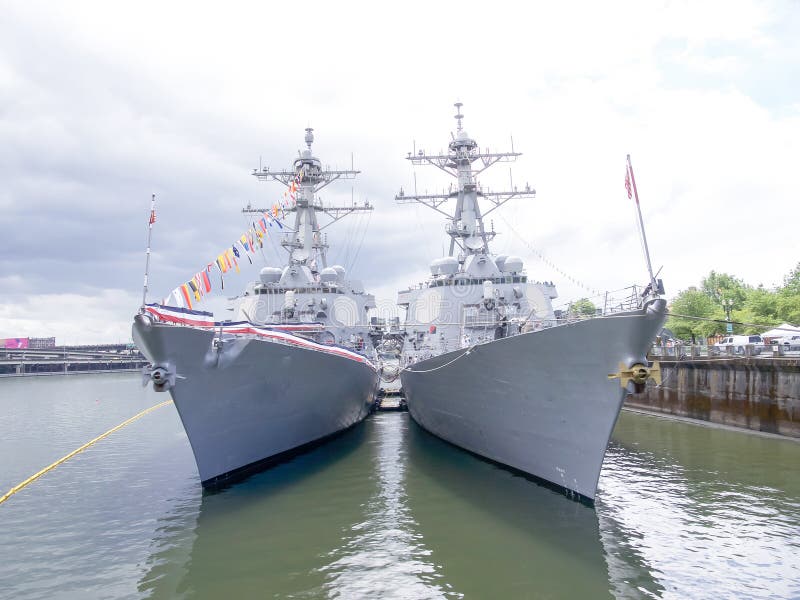 Barco de la Armada fotografía editorial. Imagen de conflicto - 72959587