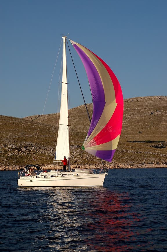 Barco de navegación foto de archivo. Imagen de barco, viento - 3182398