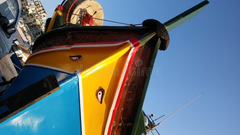 Barco Tradicional De La Maltasa Imagen de archivo - Imagen de barco ...